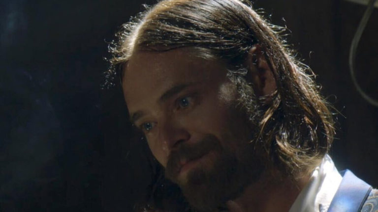 Christopher Backus Wiki, Age, Wife, Children, Parents, Family, Height ...